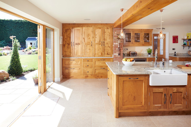 Berkshire Pippy Oak Kitchen and Pantry - Traditional - Kitchen ...