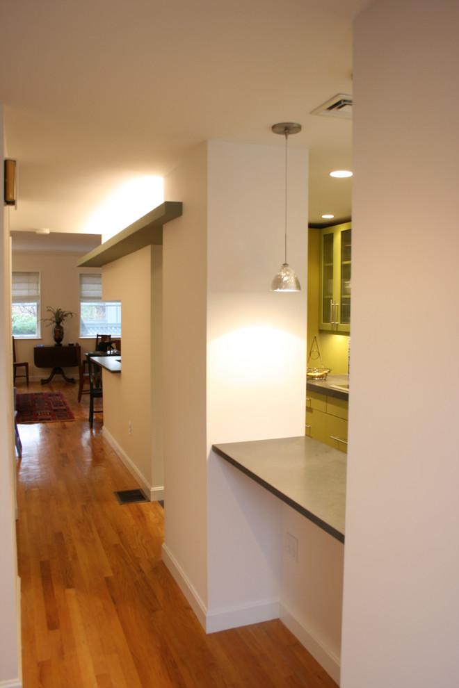 Berns Kitchen - Modern - Kitchen - Boston - by Frank Valdes | Houzz