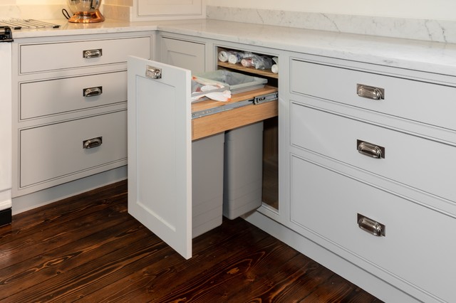 Bespoke Classic Shaker Kitchen in Matching Tye - Transitional - Kitchen ...