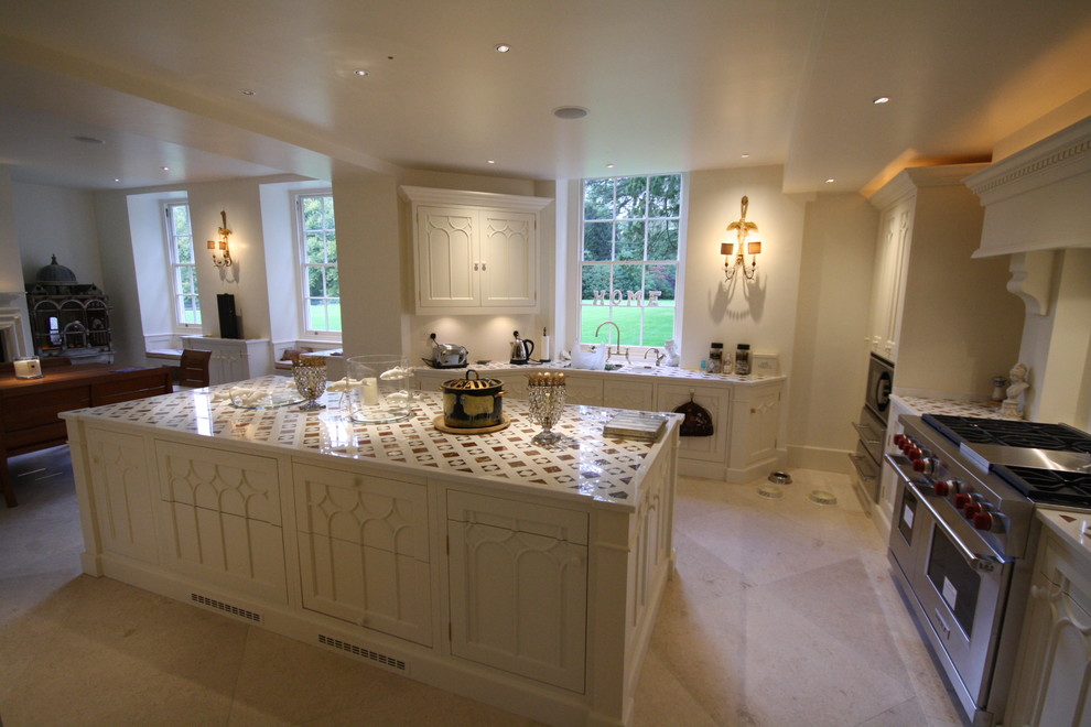 Bespoke Gothic Kitchen - Klassisch - Küche - Oxfordshire - von Heaven ...
