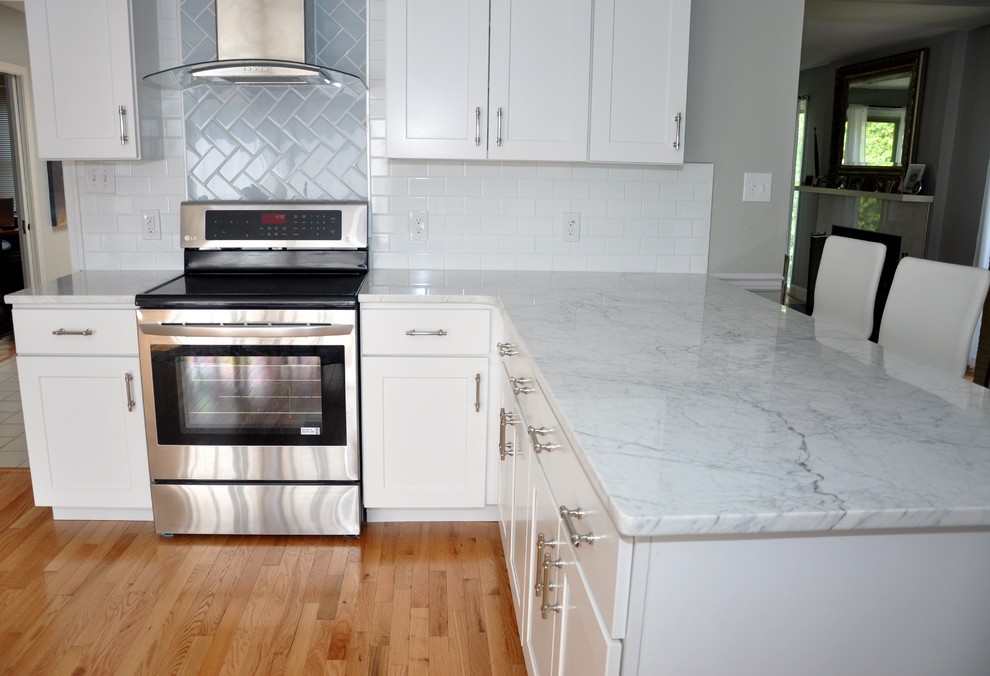 Bianco Carrara/Black Galaxy - Kitchen - Philadelphia - by Cosmos Marble ...