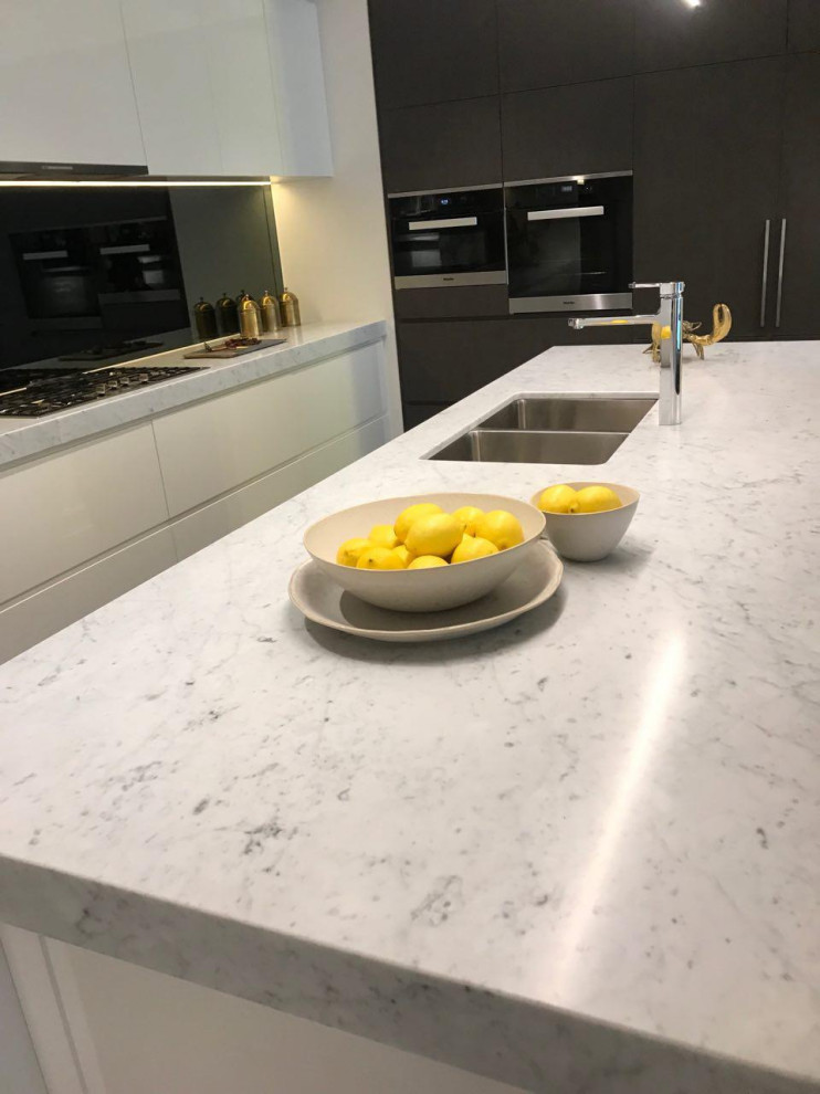 Bianco Carrara in Benchtop - Modern - Kitchen - Melbourne - by Pietra ...