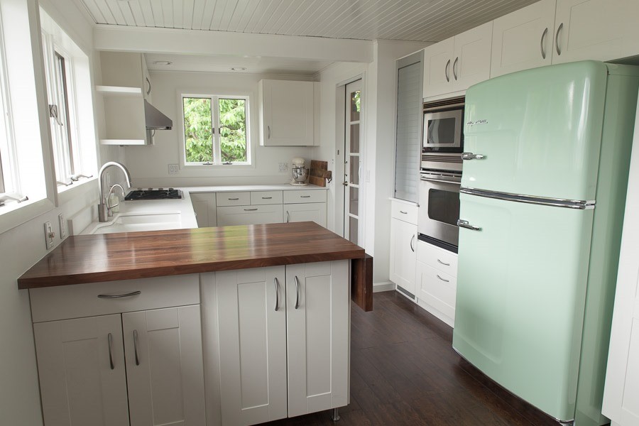 Big Chill Original Retro Refrigerator - Kitchen - by Big Chill | Houzz