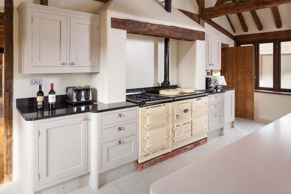 Billingshurst, West Sussex Bepsoke Kitchen Design - Traditional ...