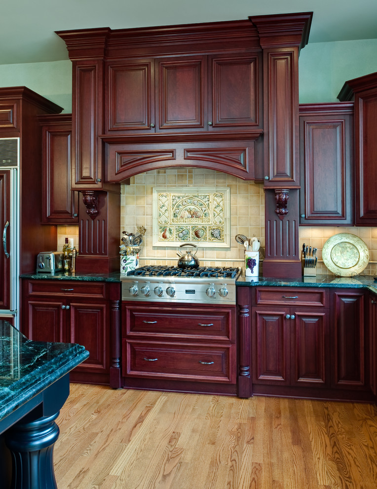 Bingham Farms Kitchen Remodel - Traditional - Kitchen - Detroit - by ...