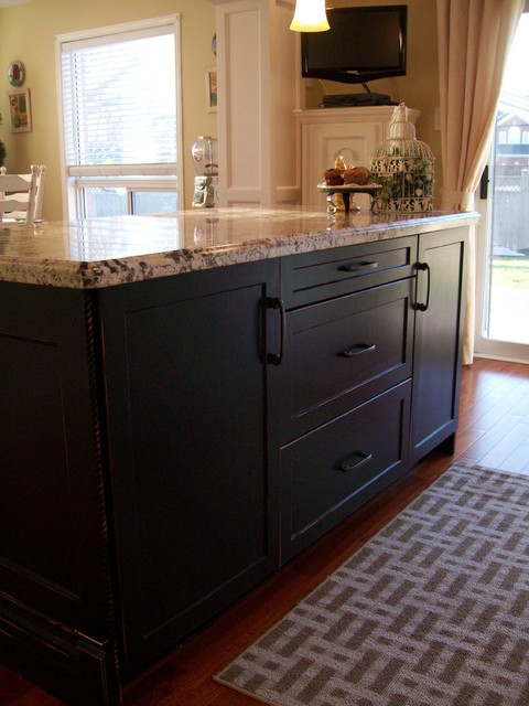 Bistro Style Kitchen - Clásico - Cocina - Toronto | Houzz