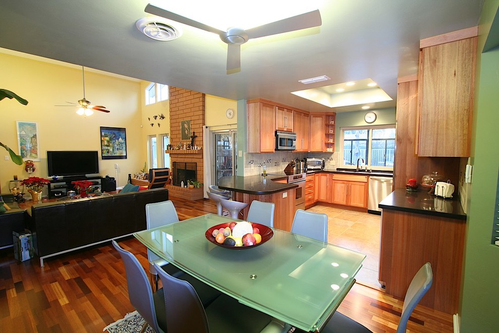 Bit of Jetson’s - Modern - Kitchen - Other - by DreamMaker Bath ...