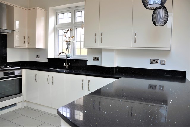 Black Mirror Quartz Worktops - Chelmford, Essex - Contemporary ...