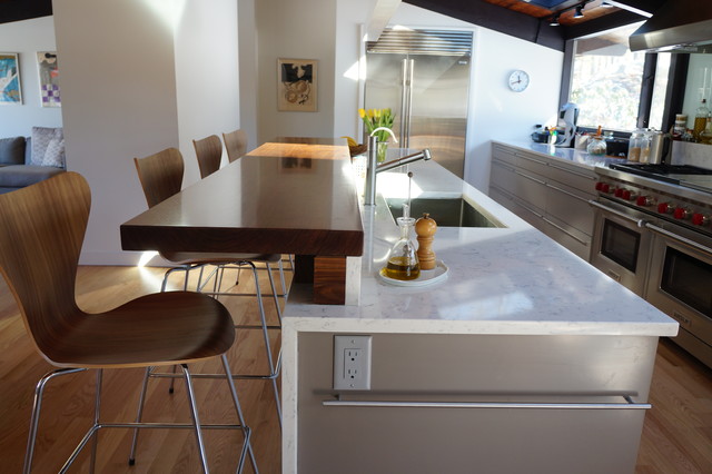 Black Walnut Island Top with Silestone - Contemporain - Cuisine ...
