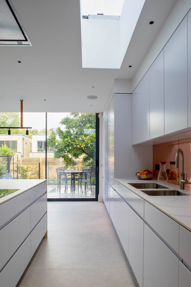 Greenwich House - Contemporary - Kitchen - London - by Matthew Giles ...