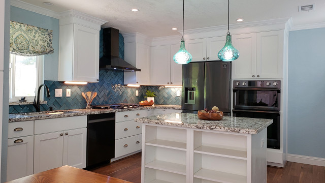 Blue Kitchen - Transitional - Kitchen - Sacramento - by TLN INTERIORS ...