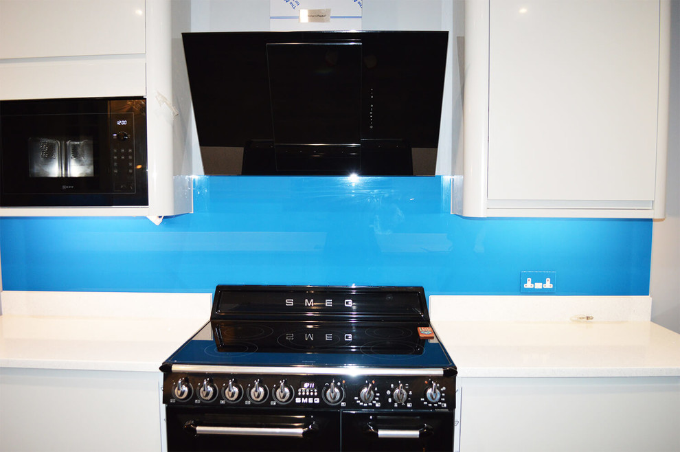Blue Plain Colour Glass Splashback - Modern - Kitchen - Hertfordshire ...