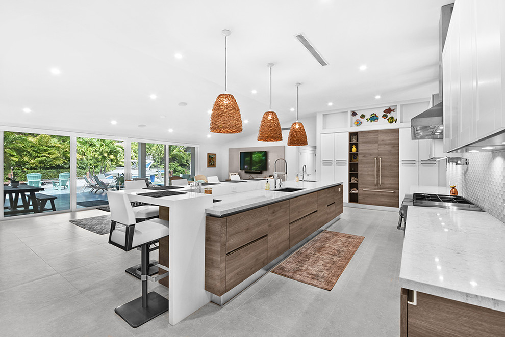 Boca Raton Renovation - Modern - Kitchen - Miami - by BEACHFRONT BUILDERS | Houzz