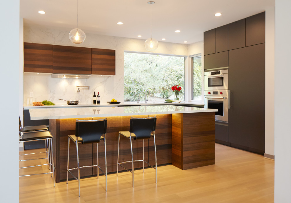 Bold Modern Kitchen - Modern - Kitchen - Seattle - by SieMatic Seattle ...