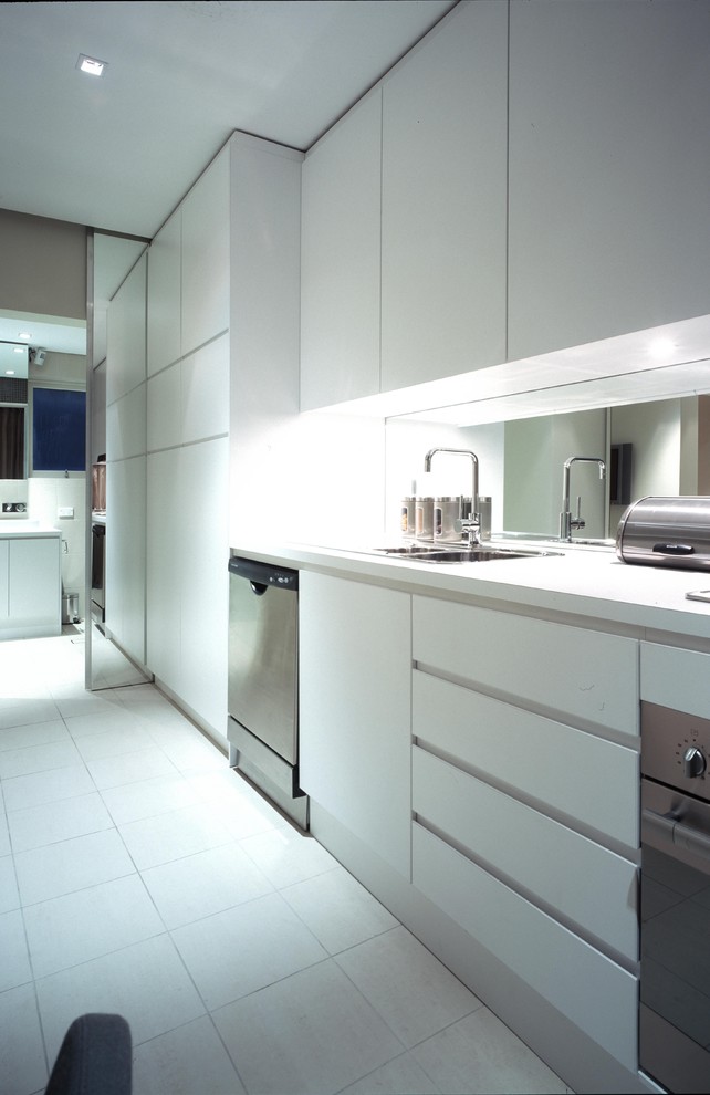 Bondi Apartment - Kitchen - Modern - Kitchen - Sydney - by Yvette ...