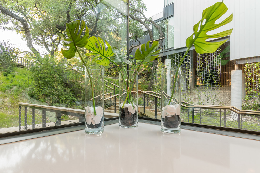 Bonham Ter Unit B - Modern - Kitchen - Austin - by Elite Austin | Houzz