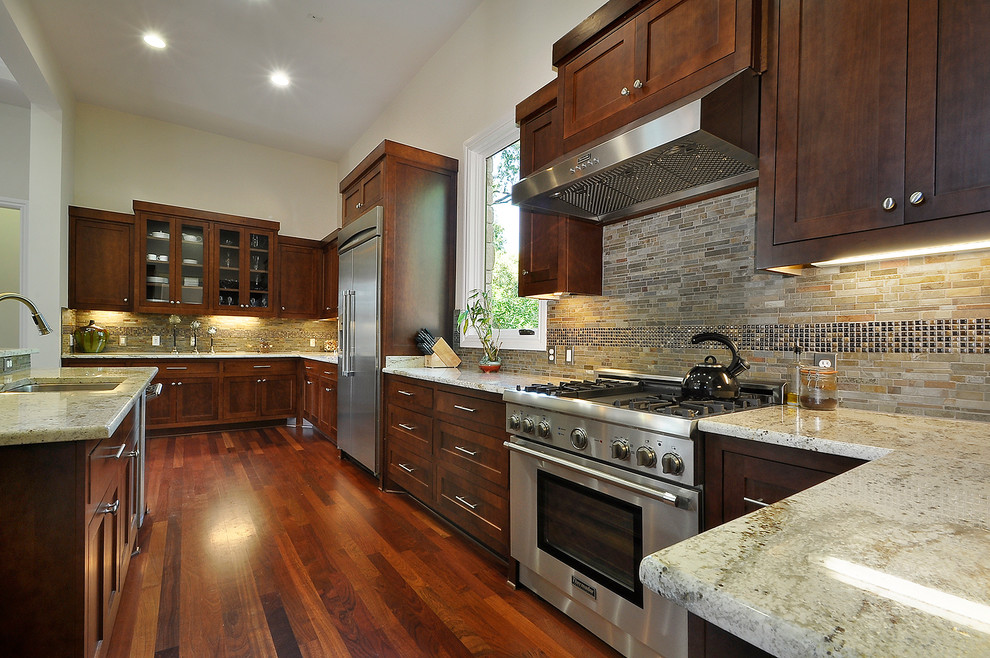 Bonnie - Traditional - Kitchen - Austin - by Pugh Custom Build | Houzz