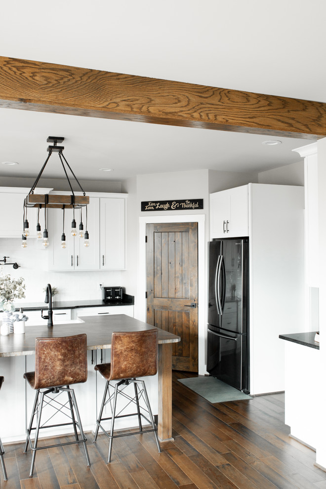 Bright and Open Modern Farmhouse - Farmhouse - Kitchen - Charlotte - by ...