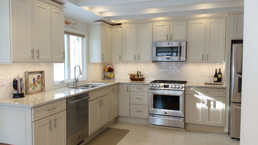 Bright Kitchen - Transitional - Kitchen - New York - by Your Space | Houzz