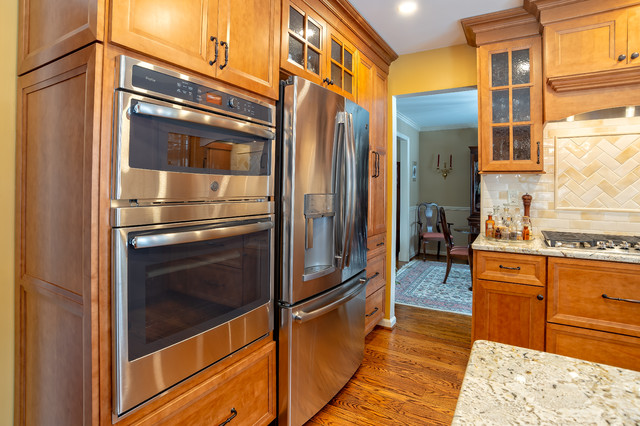 Brighton Kitchen - Classique - Cuisine - Philadelphie - par Main Line ...