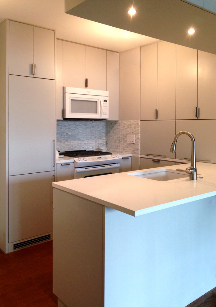 Broadway kitchen renovation - Contemporary - Kitchen - New York - by ...