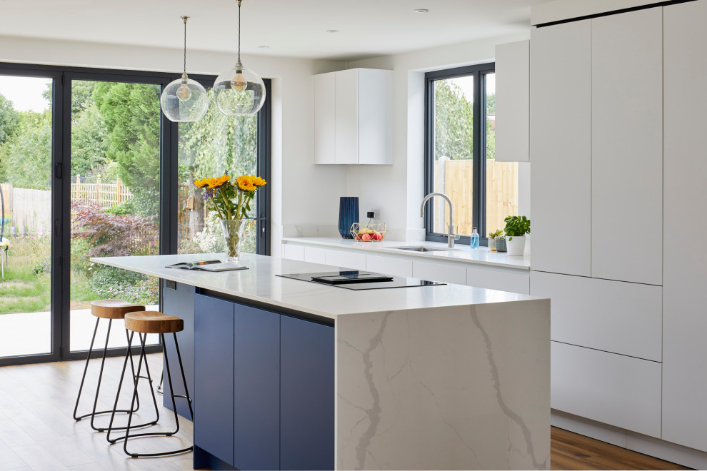 Bromley Kitchen - Modern - Kitchen - Kent - by piqu | Houzz