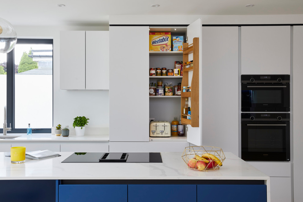 Bromley Kitchen - Modern - Kitchen - Kent - by piqu | Houzz