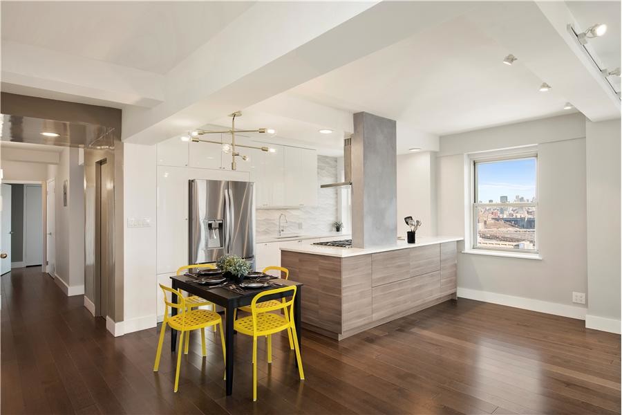 Brooklyn Heights Renovation for a Family of 4 - Contemporary - Kitchen ...