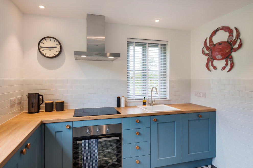 Brynglas, Rhandirmwyn, Wales - Craftsman - Kitchen - Devon - by VESP ...