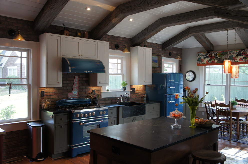 Buckhead Kitchen - Farmhouse - Kitchen - Atlanta - by Moses ...