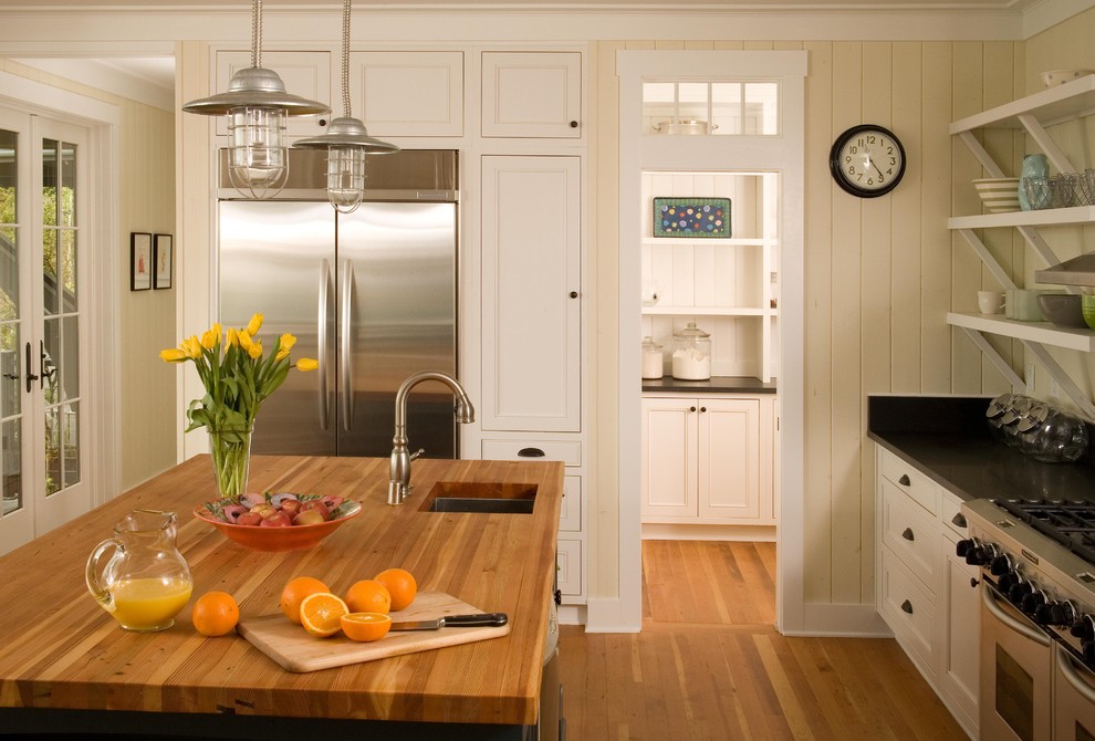 Budd Inlet House - Traditional - Kitchen - Seattle - by BC&J ...