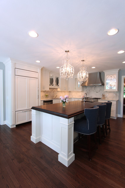 Built in Subzero Refrigerator with Side Columns - Classique Chic ...