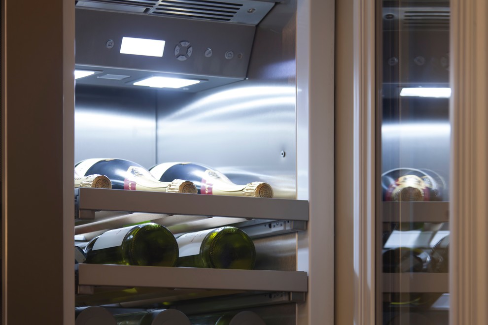 Bulthaup Kitchen Design in our Luxury Showroom - Contemporary - Kitchen ...