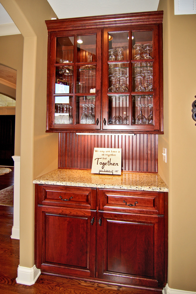 Butler Pantry with granite countertops - Traditional - Kitchen ...