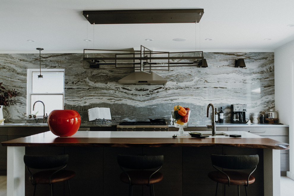 Byron - Contemporary - Kitchen - Cleveland - by Blulens Design | Houzz