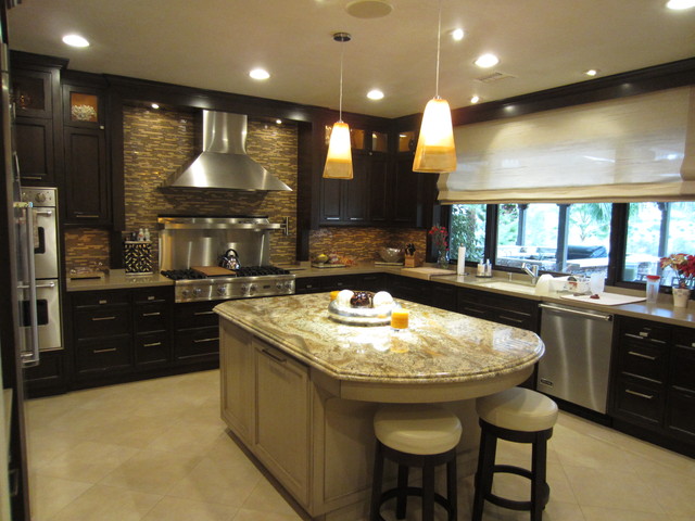 C. Tarzana - Traditional - Kitchen - Los Angeles - by MR Interior ...