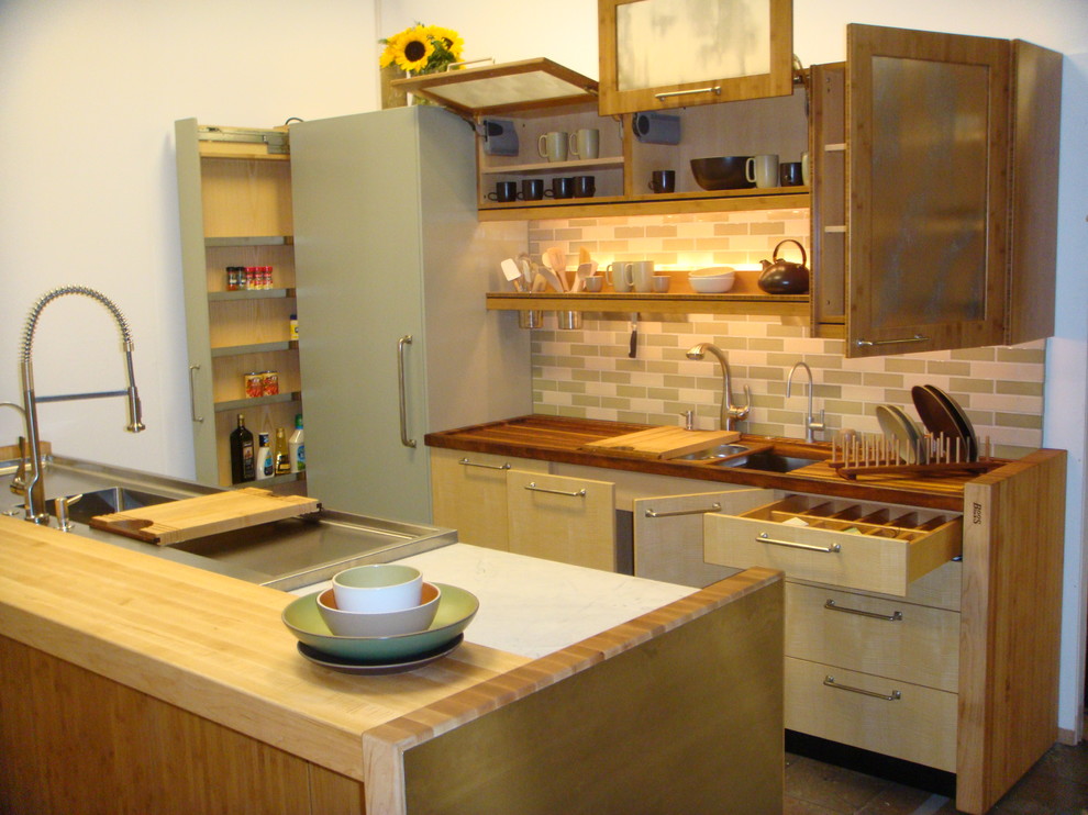 CA BOOM show booth - Modern - Kitchen - Los Angeles - by proximity ...