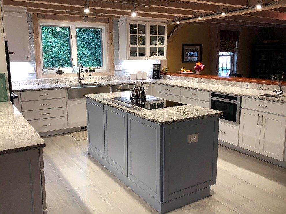 Cabico Unique, Benjamin Moore - Kitchen - Boston - by Mid-State Kitchens | Houzz