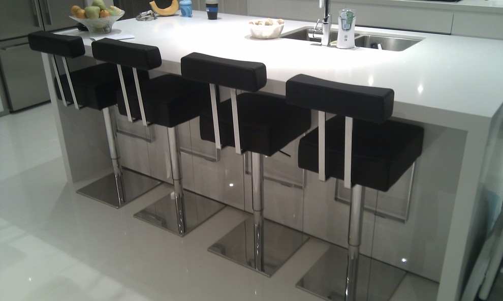 Cabtek Kitchens - Contemporary - Kitchen - Canberra - Queanbeyan - by ...
