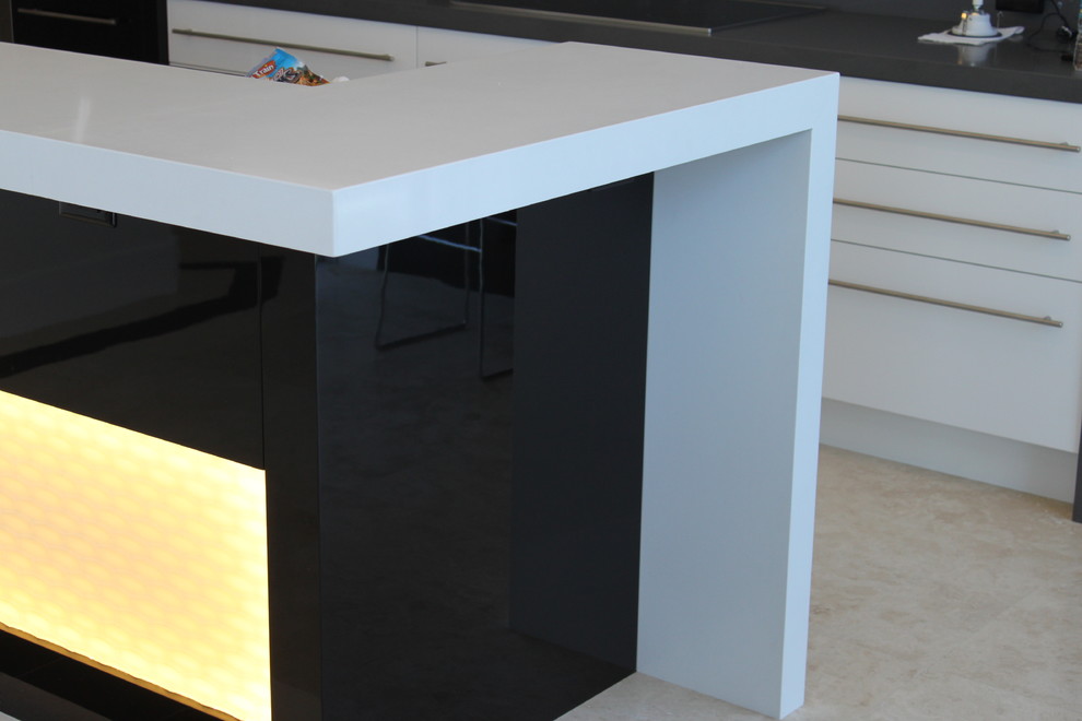 caesarstone counter tops - Modern - Kitchen - Miami - by concept elite ...