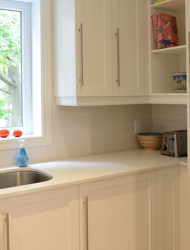 Caesarstone Frosty Carrina - Contemporary - Kitchen - Montreal - by ...