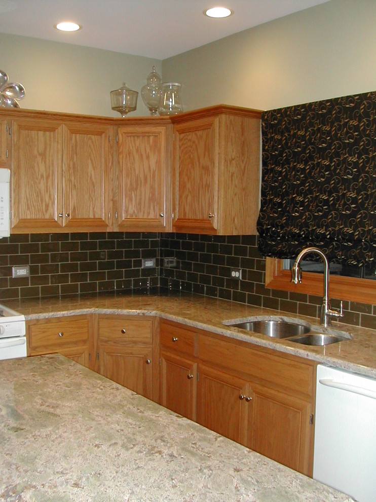 Cairo 3x6 Subway Glass Tile - Modern - Kitchen - Hawaii - by Design For ...