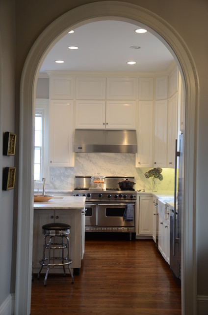 Calacatta Gold kitchen - Classique - Cuisine - Autres périmètres - par Stone Source | Houzz