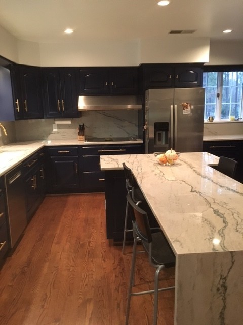 Calacatta Quartzite kitchen remodel - Classique - Cuisine - Autres périmètres - par Ecstatic ...