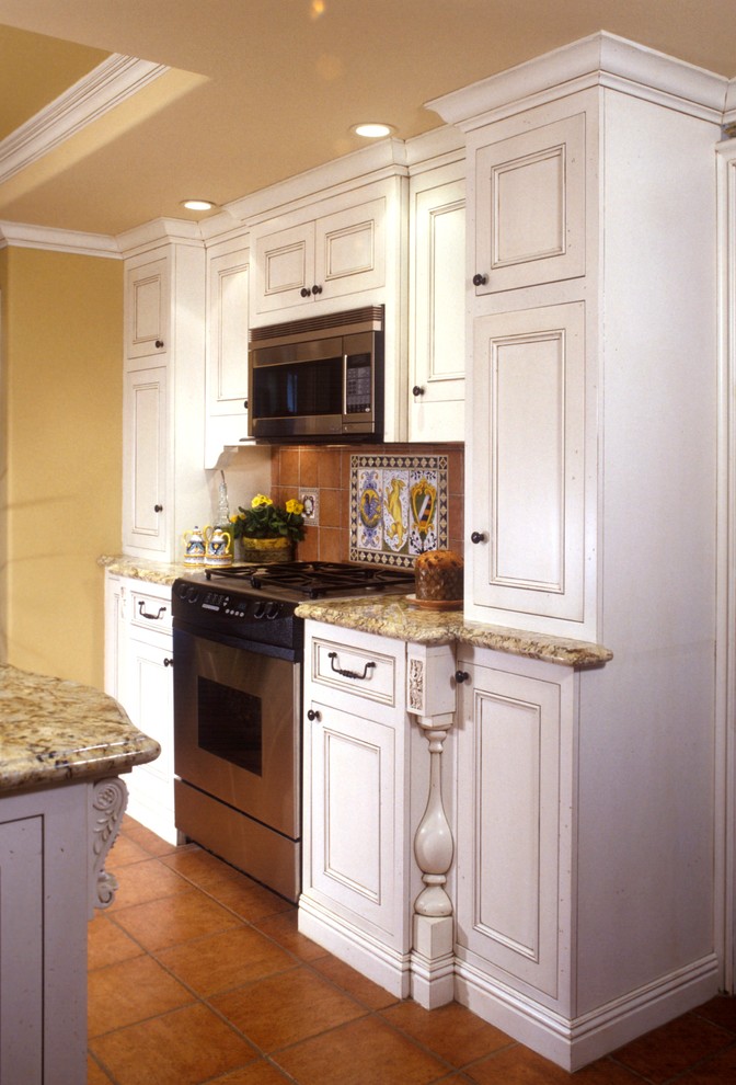 California Ranch Home - Traditional - Kitchen - Orange County - by ...