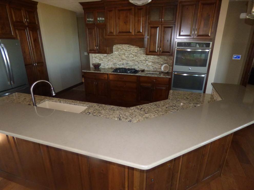 Cambria Bradshaw & Cambria Ramsey Kitchen Island - Traditional ...