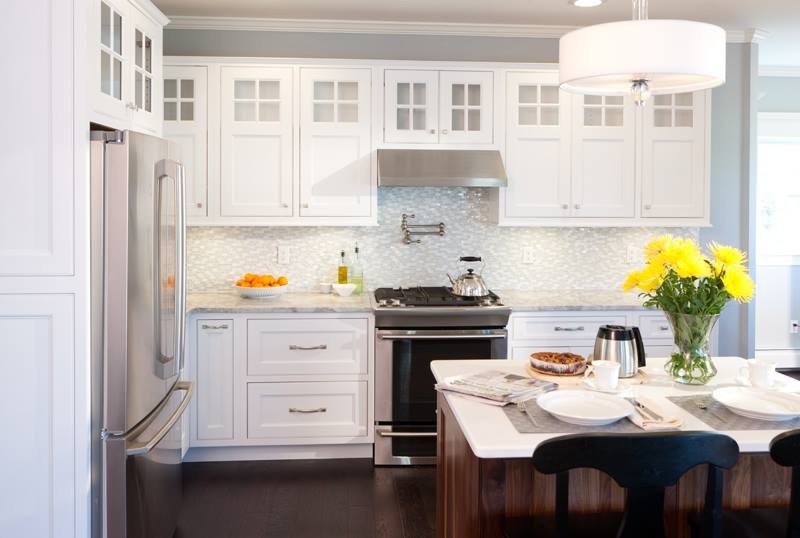 Candlelight Cabinetry Kitchen 4 - Kitchen - New York - by Kitchen World ...