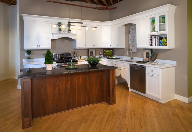 Candlelight Cabinetry Portfolio - Transitional - Kitchen - New York ...