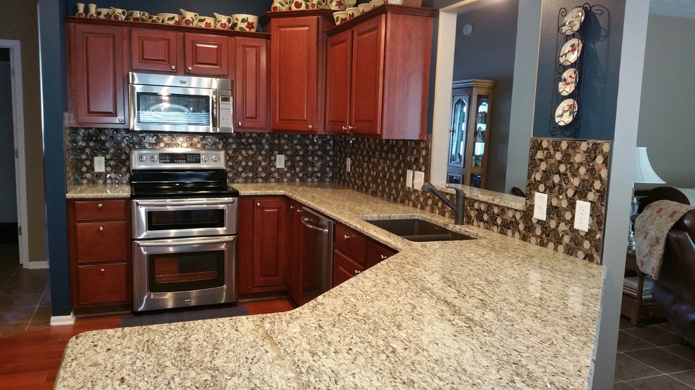 Canterberry Crossing Kitchen Update - Transitional - Kitchen - Omaha ...
