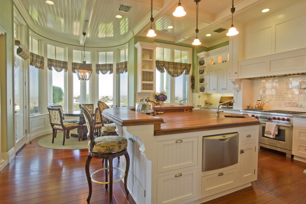 Cape Cod - Traditional - Kitchen - Los Angeles - by Arc Design Group ...